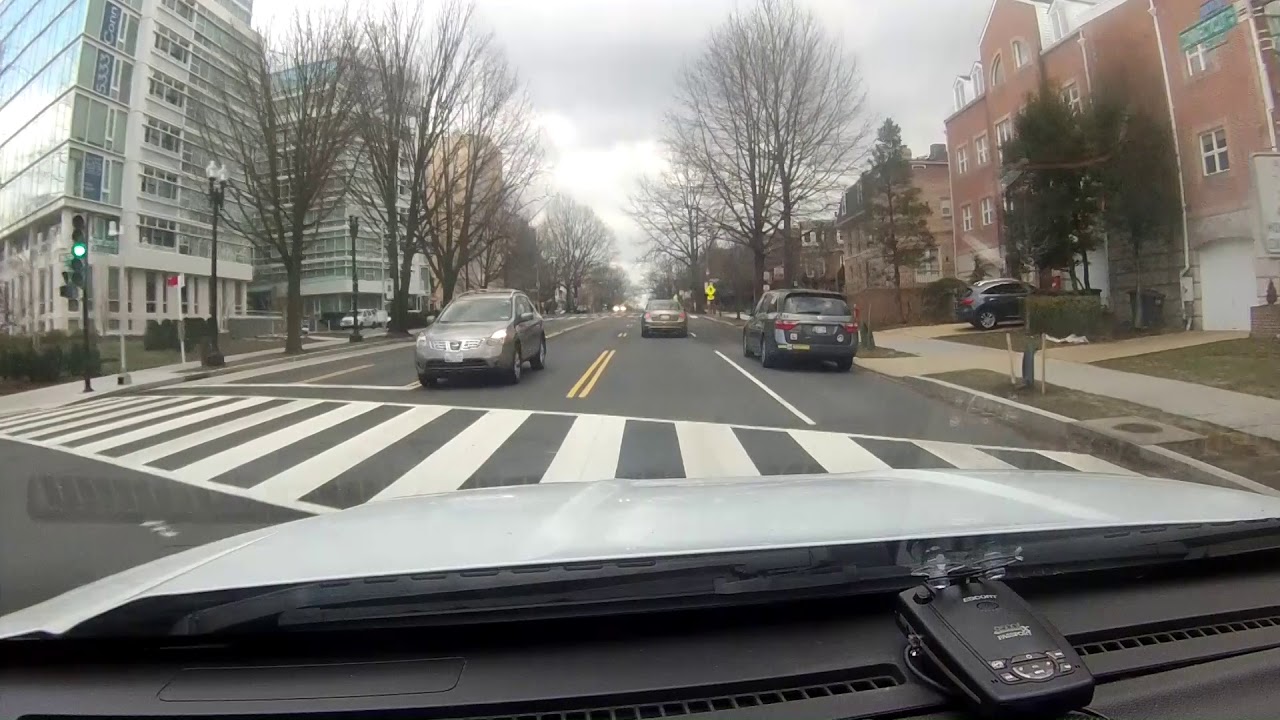 DC Oncoming Driver Connecticut Ave - YouTube