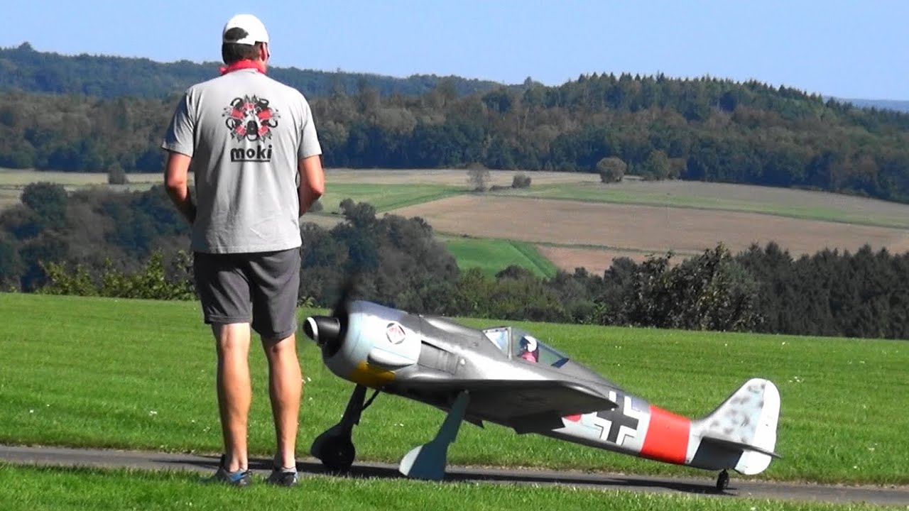 Airworld Focke Wulf FW 190 Warbird Scale 1:3,7 RC Airplane Model Moki N ...