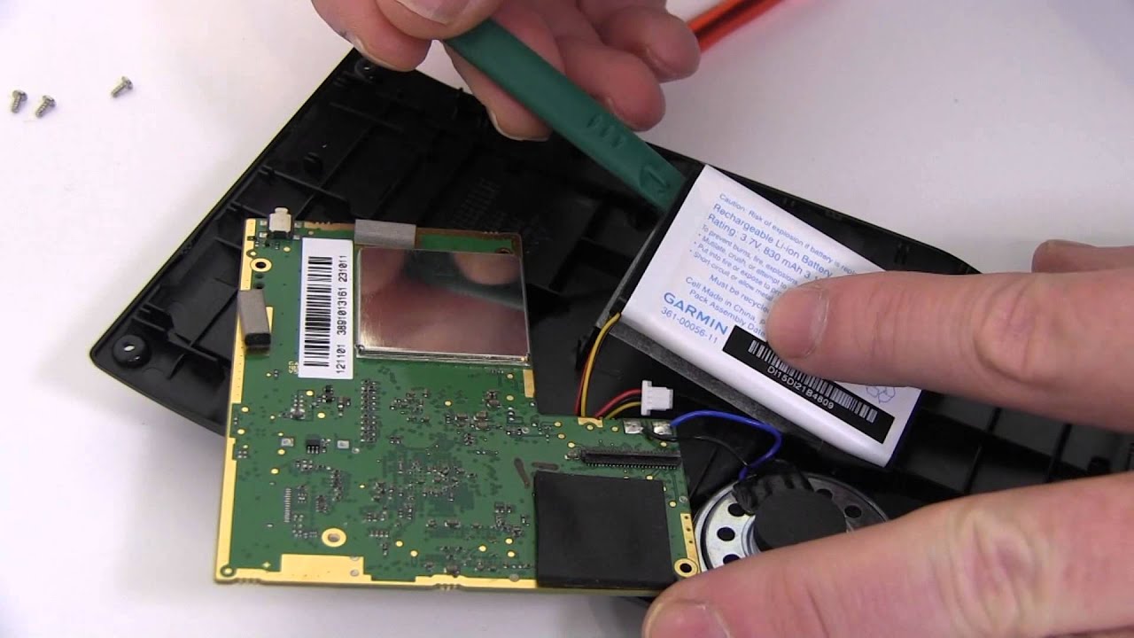 How to Replace Your Garmin Nuvi 66LM Battery - YouTube