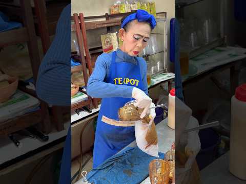 Famous Beautiful Aunty Makes Original Iced Chocolate Drink