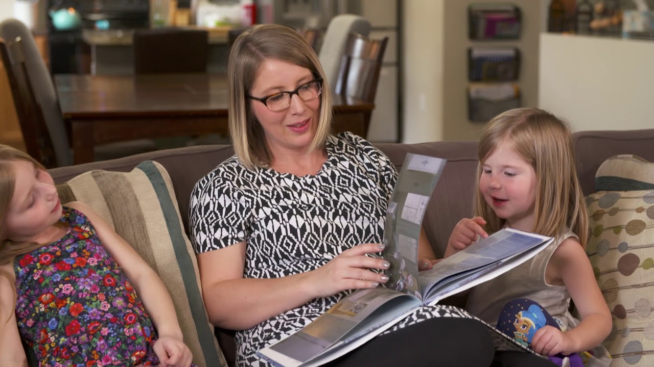 Mindful Minutes: Every Picture Tells A Story - YouTube