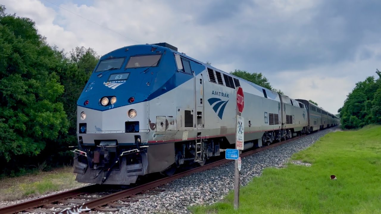 Amtrak P42DC 63 w/ Beautiful K5LA Leads Northbound Super Late Texas Eagle 22 In South Austin ...