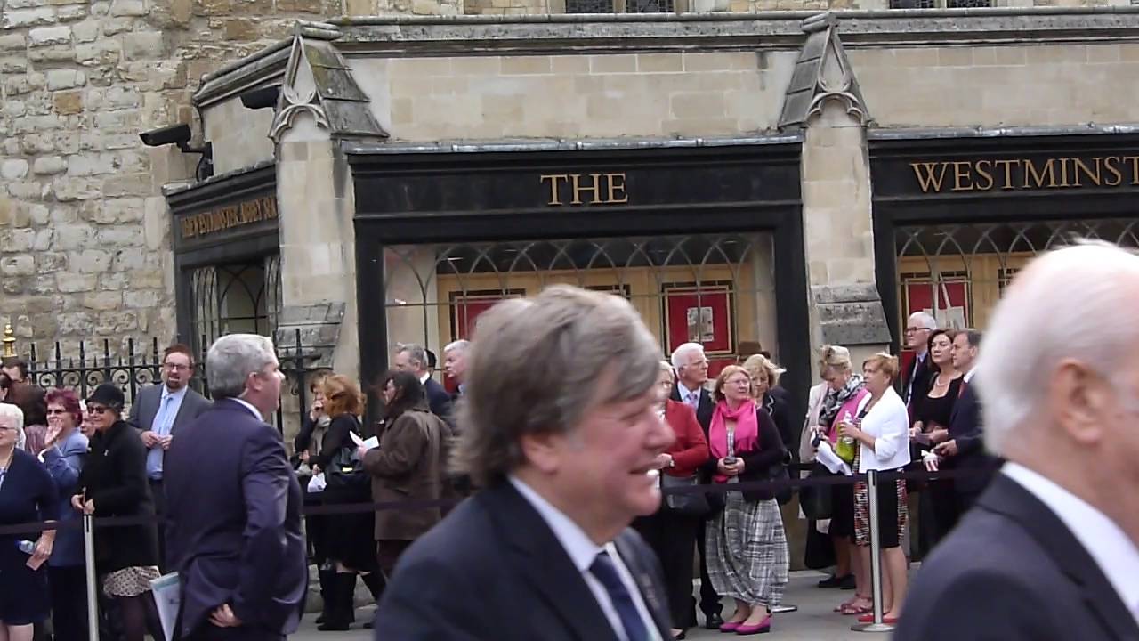 My Footage of Sir Terry Wogan Memorial 27th September 2016 Part 4 - YouTube