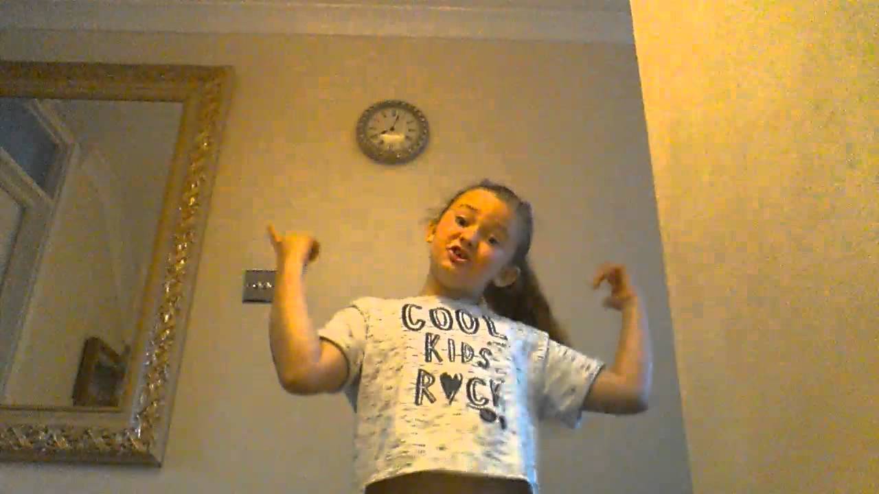 Me farting - YouTube