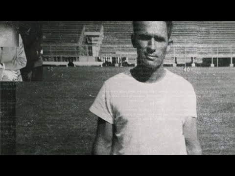 A special tribute to legendary Head Football Coach Earl Scott. - YouTube