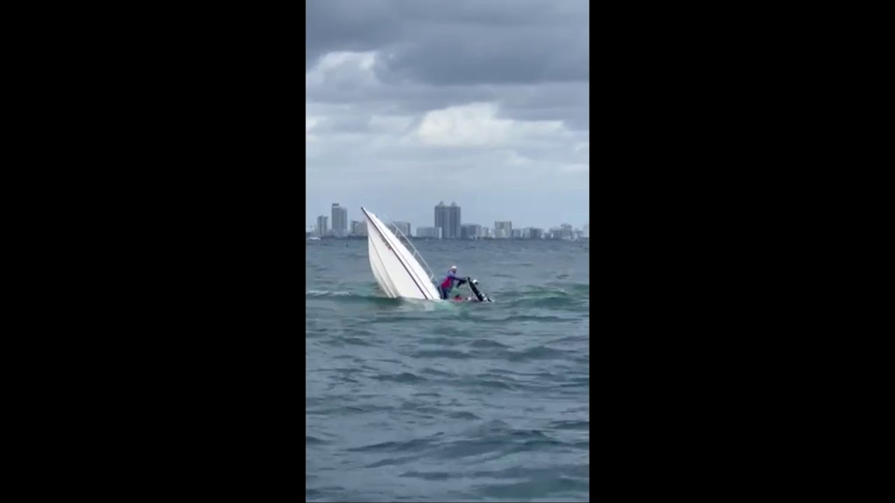 Video captures boat sinking near Government Cut - YouTube