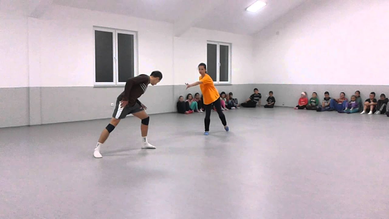 Step Up- Emrah & Armina (duo Romeo and Juliet) - YouTube