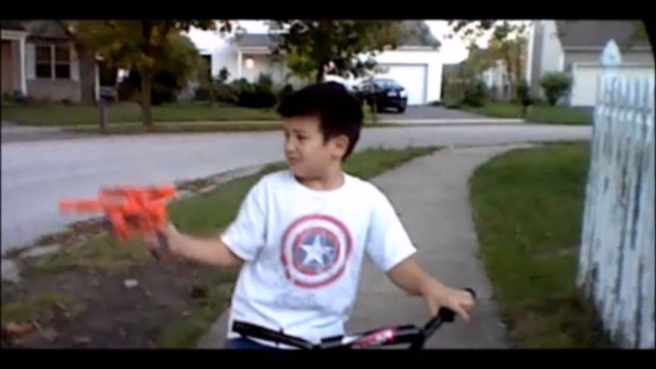Little Kid Rages Because He Fails At "Killing" Me [MUST WATCH] - YouTube