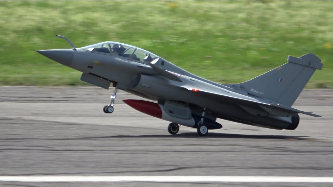 RC Rafale - Vodochody Airport 2022 - YouTube