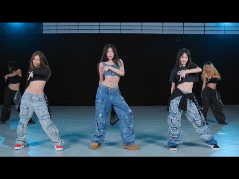 [MIRORED] - PiXXiE - FEAT Dance practice mirored ( zoom ver. )
