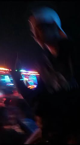 Vali Rajina Bus - YouTube