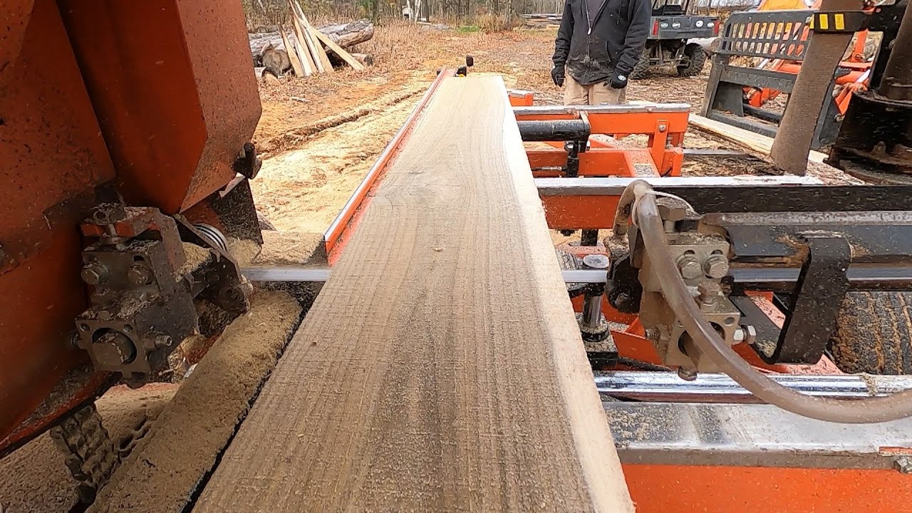 Milling a VERY Nice VERY Small Walnut # 385 - YouTube
