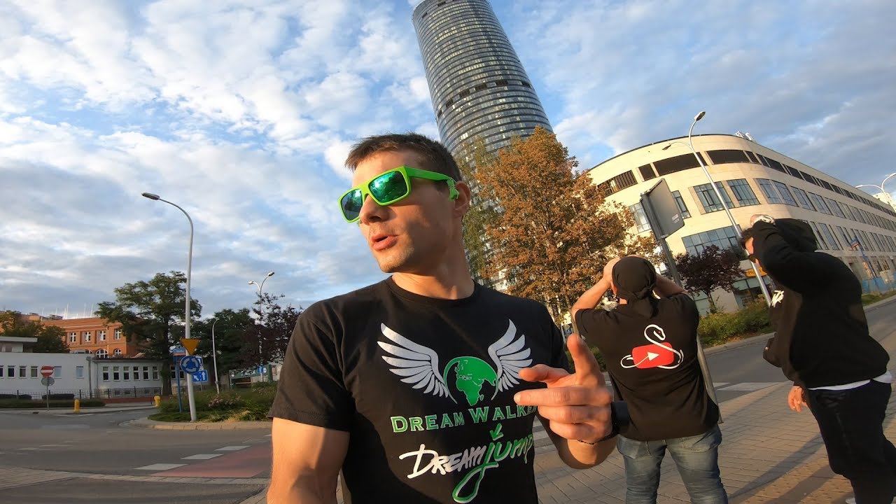 BNT 297 NIE wspinaczka na Sky Tower (Wrocław 2019) - YouTube