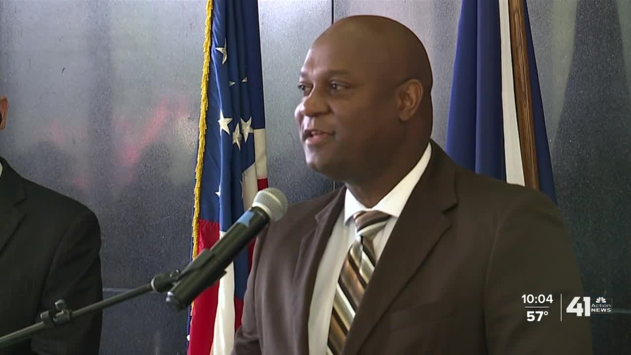 Kansas City, Kansas, announces Karl Oakman as new police chief - YouTube