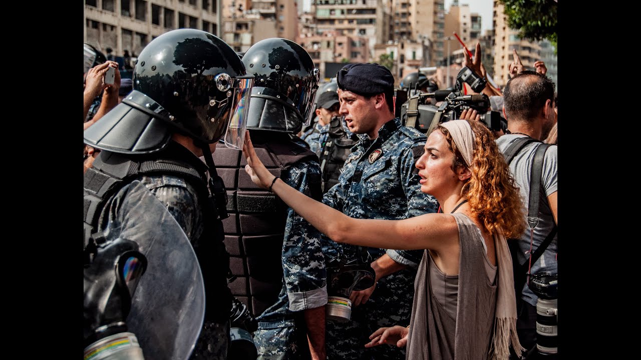 Beirut Protest 2019 10 26 Roadblock - YouTube