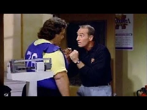 Coach S01E02 Kelly And The Professor