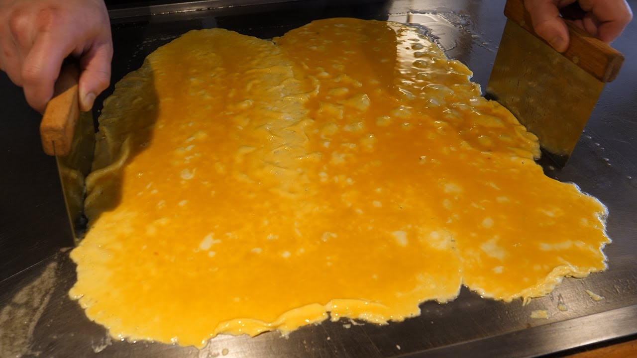 명란계란말이 / Pollock roe Egg Roll - korean street food - YouTube