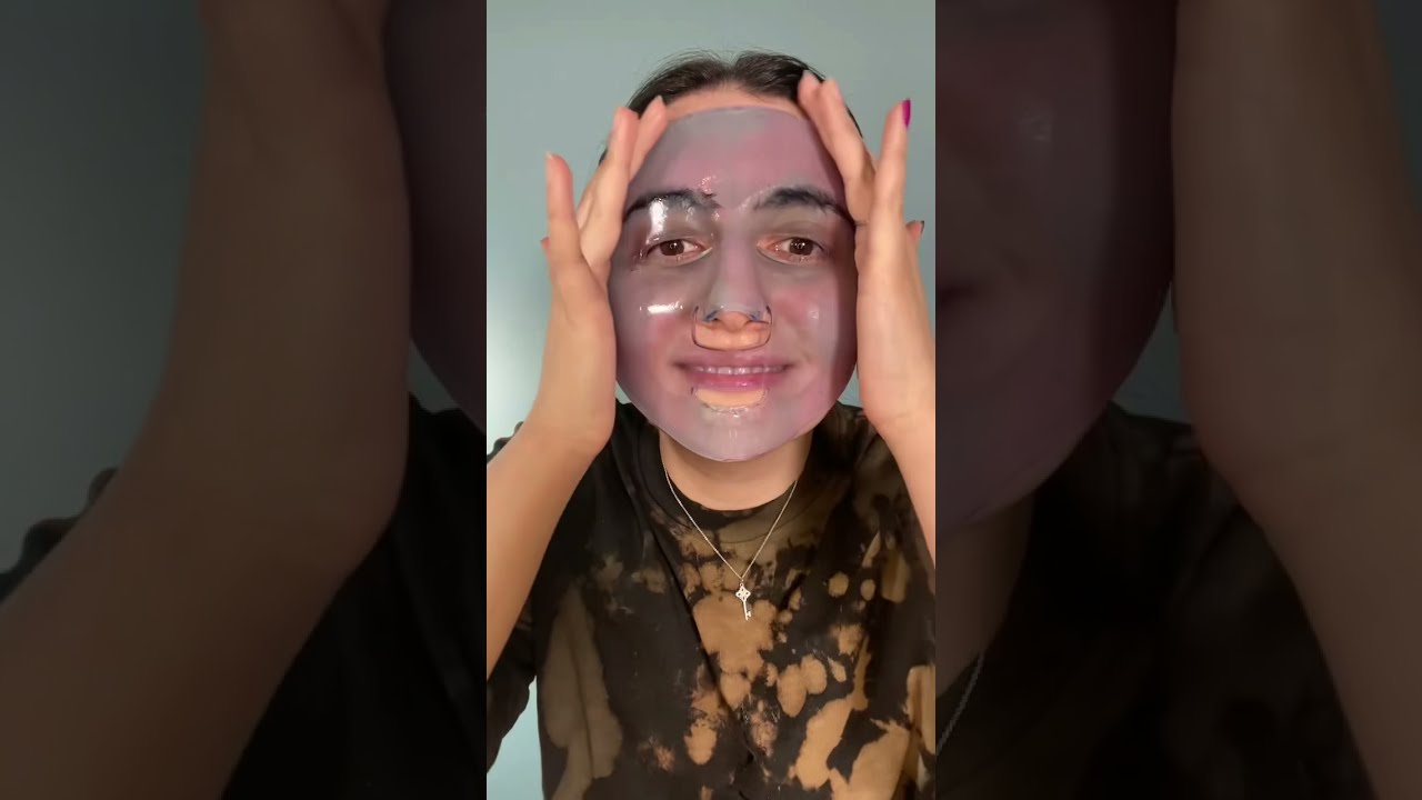 making a color changing face mask 🔮 #shorts - YouTube