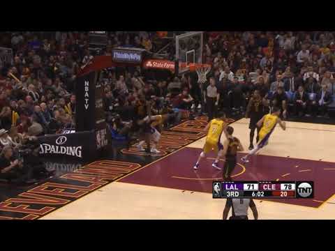 Josh Hart shows no fear, dunks as LeBron tries to chase him down - YouTube