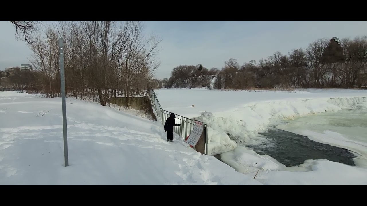 Frozen river in Raymore Park, Toronto, CA. #raymorepark #etobicoke # ...
