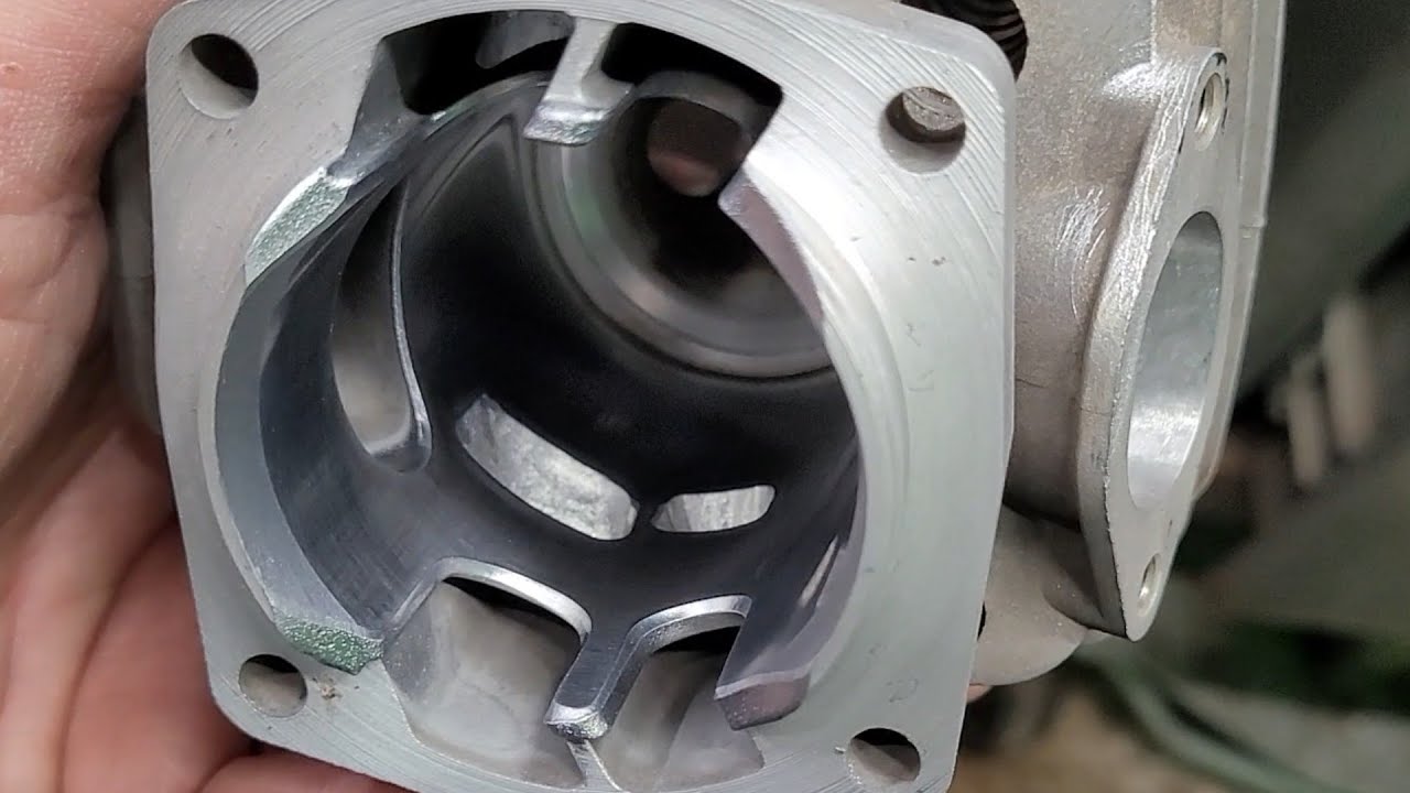 Forrests' Echo 590 Cylinder Port Work - YouTube