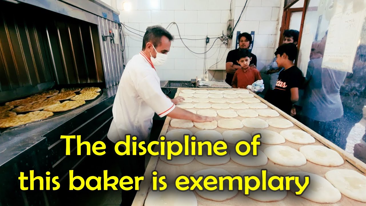 The discipline of this baker is exemplary - YouTube