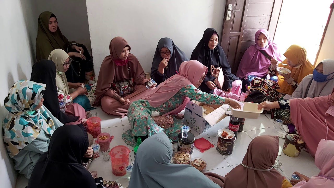 KEAKRABAN LEBARAN 2020 - YouTube