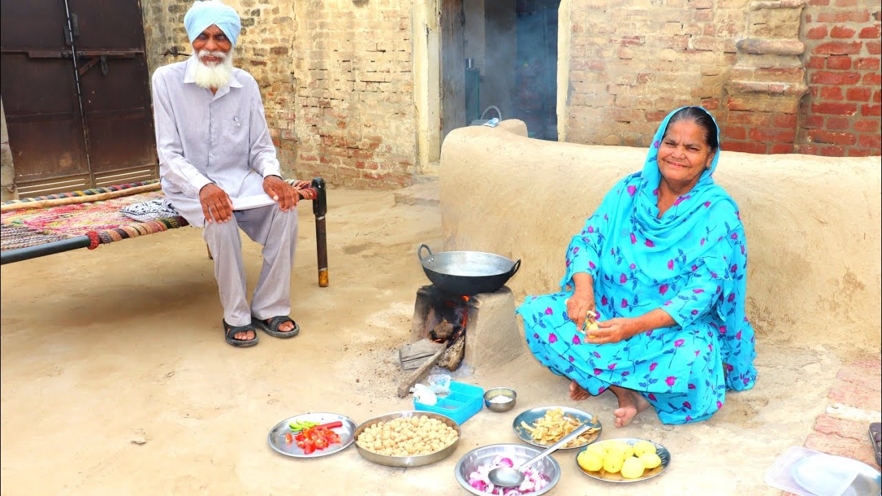 Punjabi Village Daily Kitchen Routine 💕 Village Life of Punjab 💕 Aloo ...
