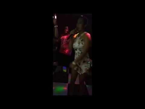 BIGO LIVE PEMANDU KARAOKE BEBAS PELUK CIUM PEGANG