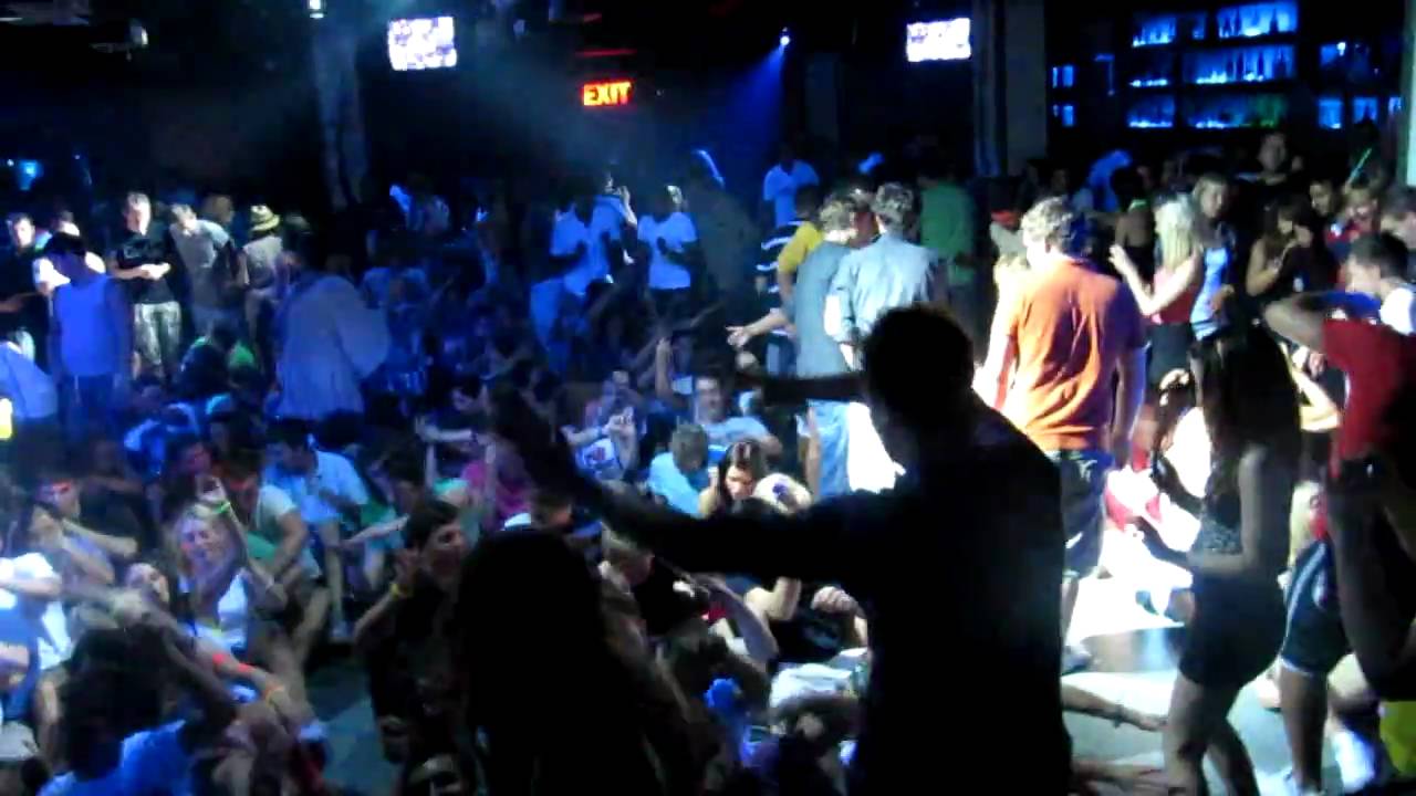 status club kardamena kos 2010 glow party - YouTube