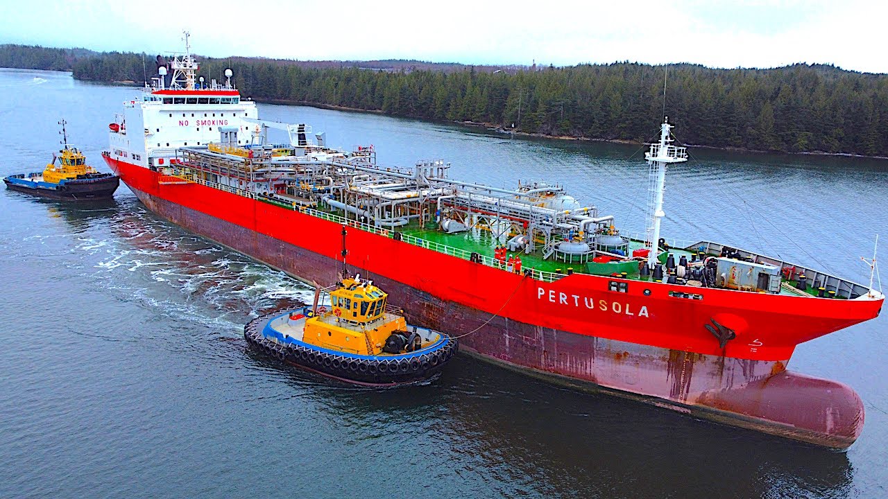 LPG Tanker Pertusola. The very first tanker to visit the brand new ...