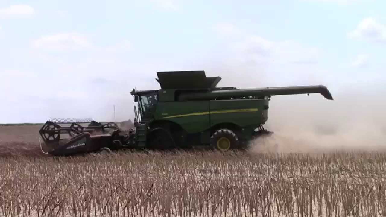 John Deere Combine S690