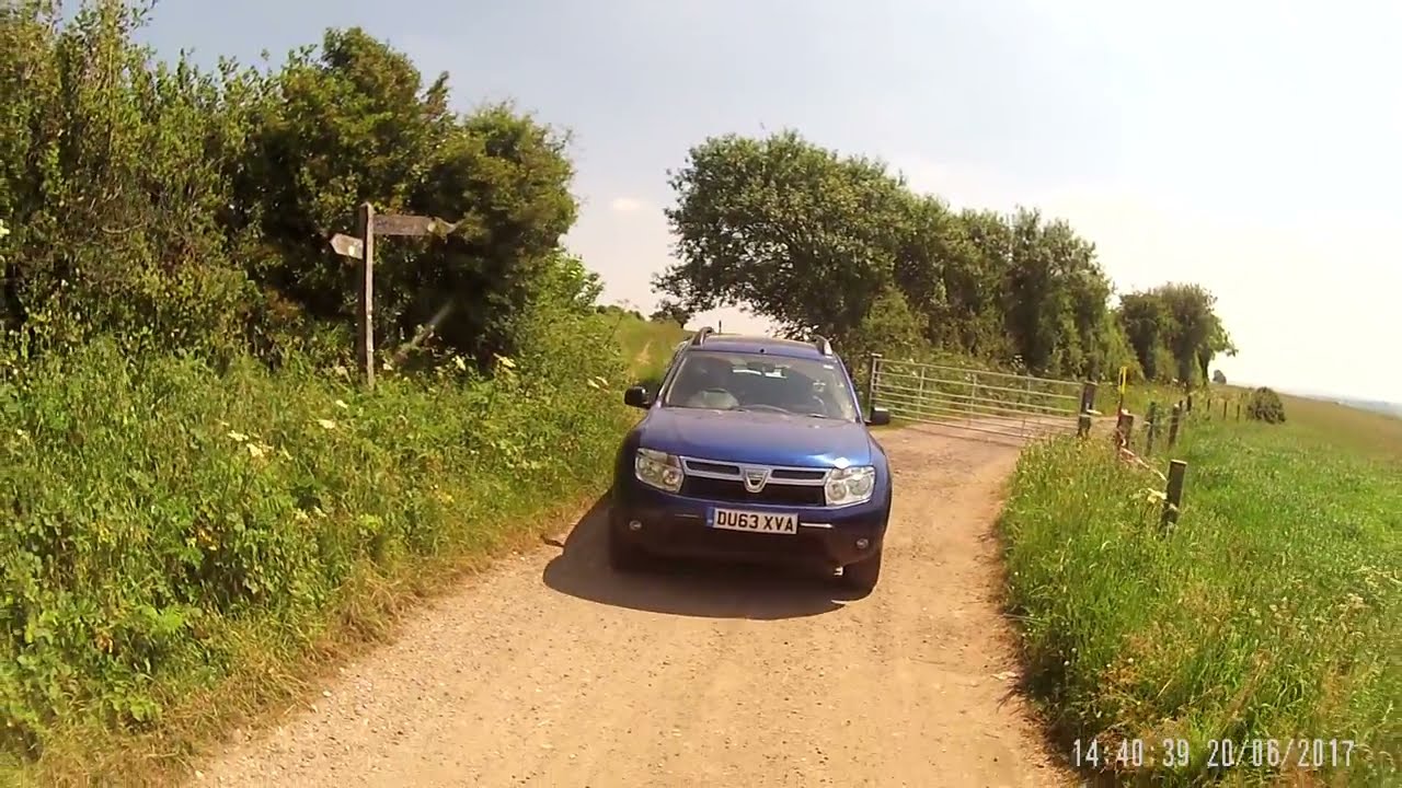 Green Lane Driving With 3 Dacia Dusters - Three Dusters Drive The ...