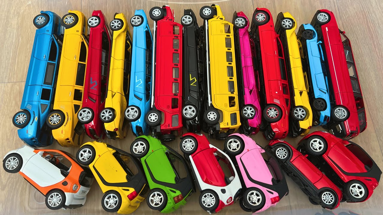 Diecast Limousine & Super Cars | 1/32 and 1/24 Scale Models - YouTube