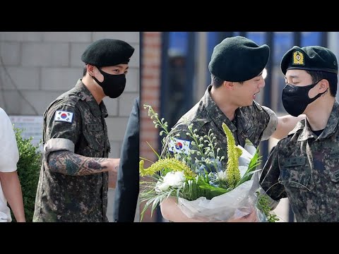 The sad moment when BTS's Jungkook and Jin split up - YouTube