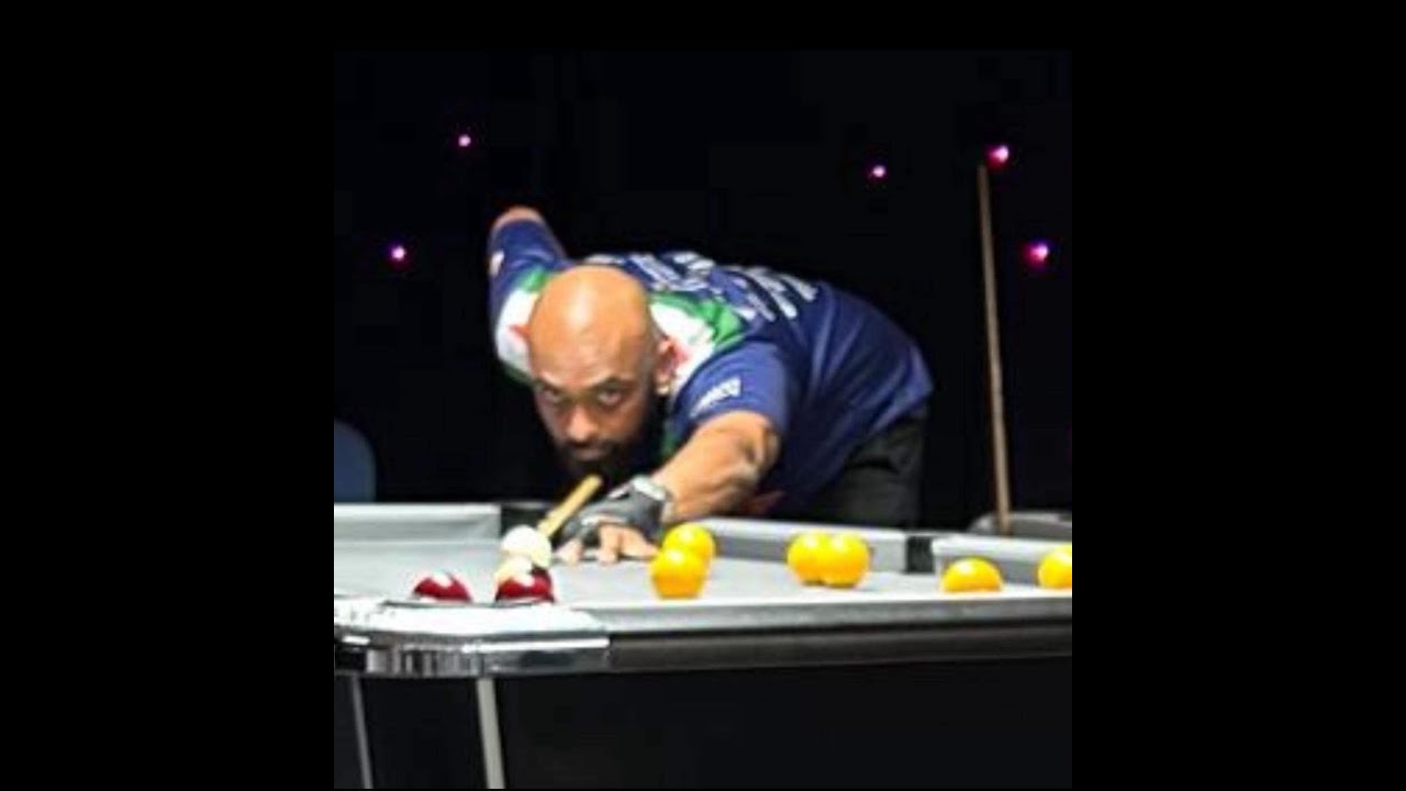 Bobby v Luke - YouTube