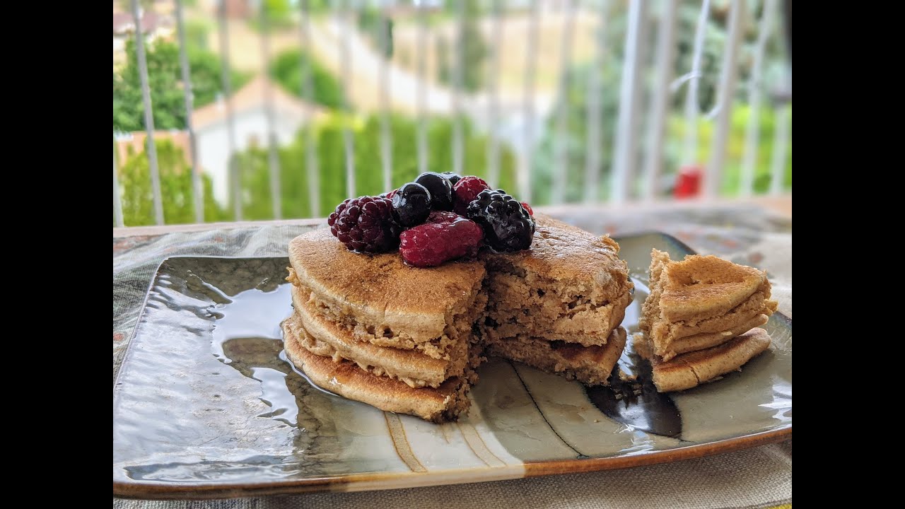 Whole Wheat Pancakes | Pancake Integral - YouTube