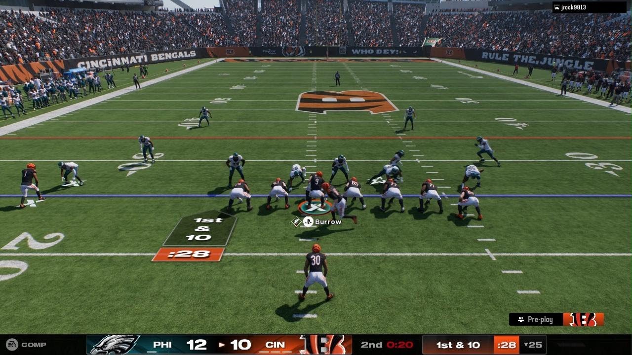 Madden NFL 25 Behind the back pass - YouTube