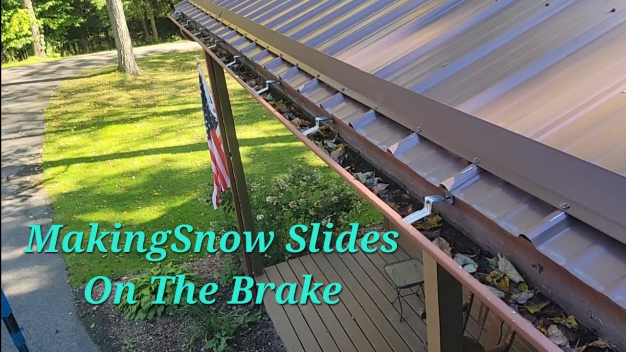 Making snow slides on the brake - YouTube