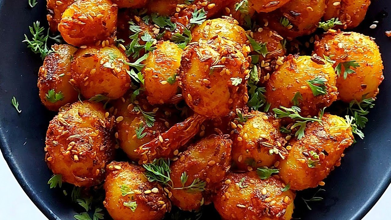 Chatpate Aloo | Aloo Jodhpuri | Rahasthani Aloo | Potato Recipe | Tasty ...