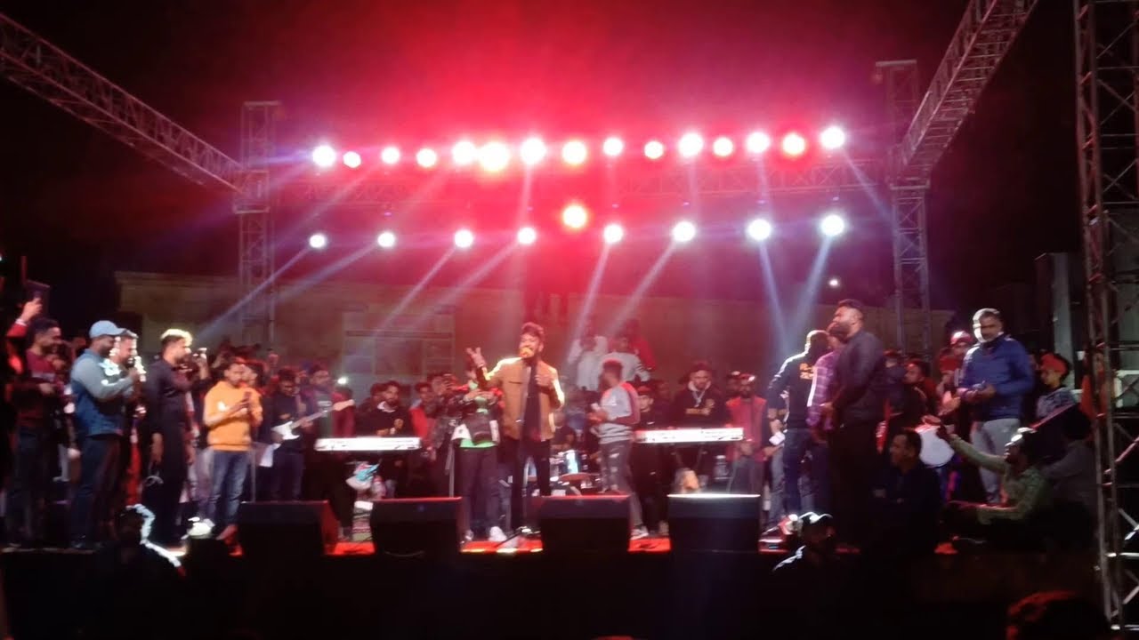 G KHAN || NEW LIVE SHOW || LATEST PUNJABI SONG 2020 - YouTube