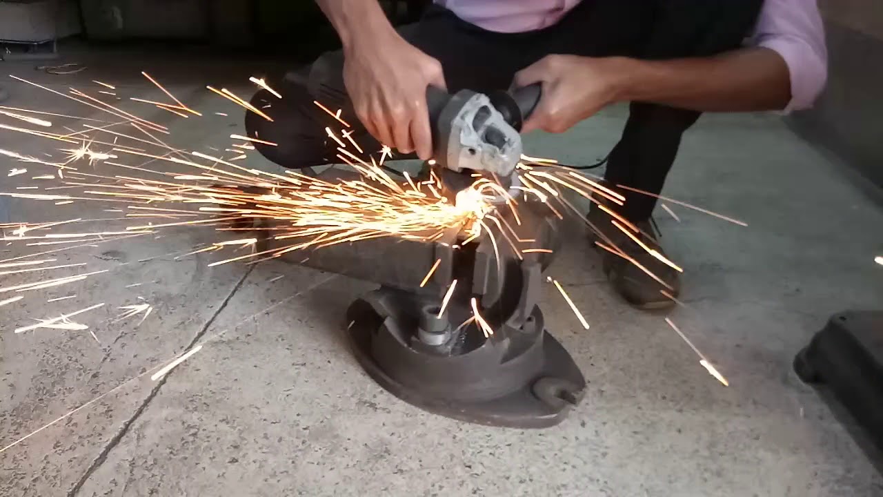 Hand grinding operation - YouTube