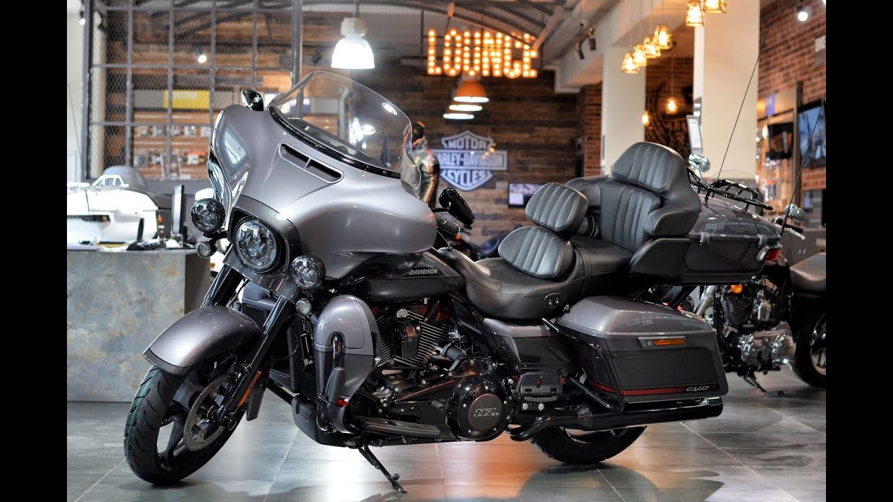 Harley-Davidson CVO Ultra 2020 - YouTube