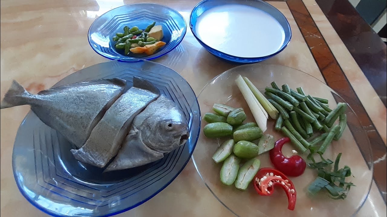 Ikan Bawal Masak lemak cili api Belimbing buluh (untuk anak2 - mai ...