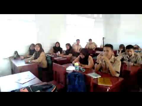 Praktek membuat lahar gunung berapi tipe Perret.dari kelas X IPS Smansa ...
