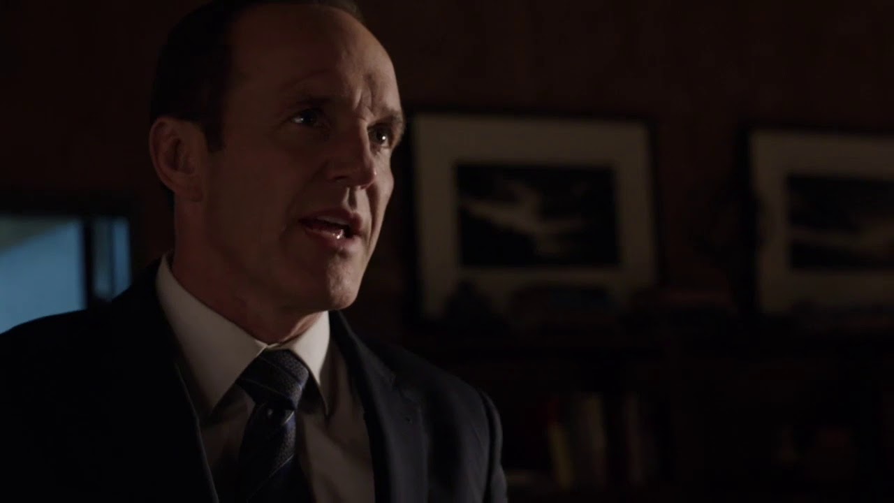 Shield S1 Ep 20 NCIS esque computer scene - YouTube