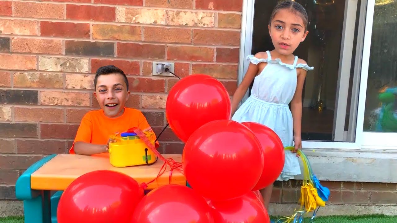 Heidi adventure with Zidane to the rescue and balloons - YouTube