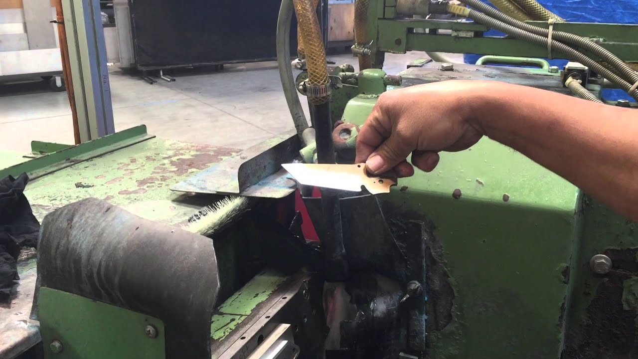 FirstEdge's Berger Flat Grinders - YouTube