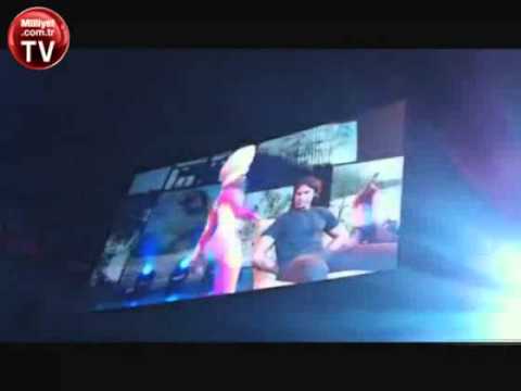 Ünlü basketçiye kucak dansı!