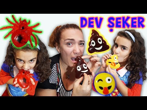 MİRA ile DEV EMOJİ JELİBON TATTIK | Abur Cubur Videoları | UmiKids
